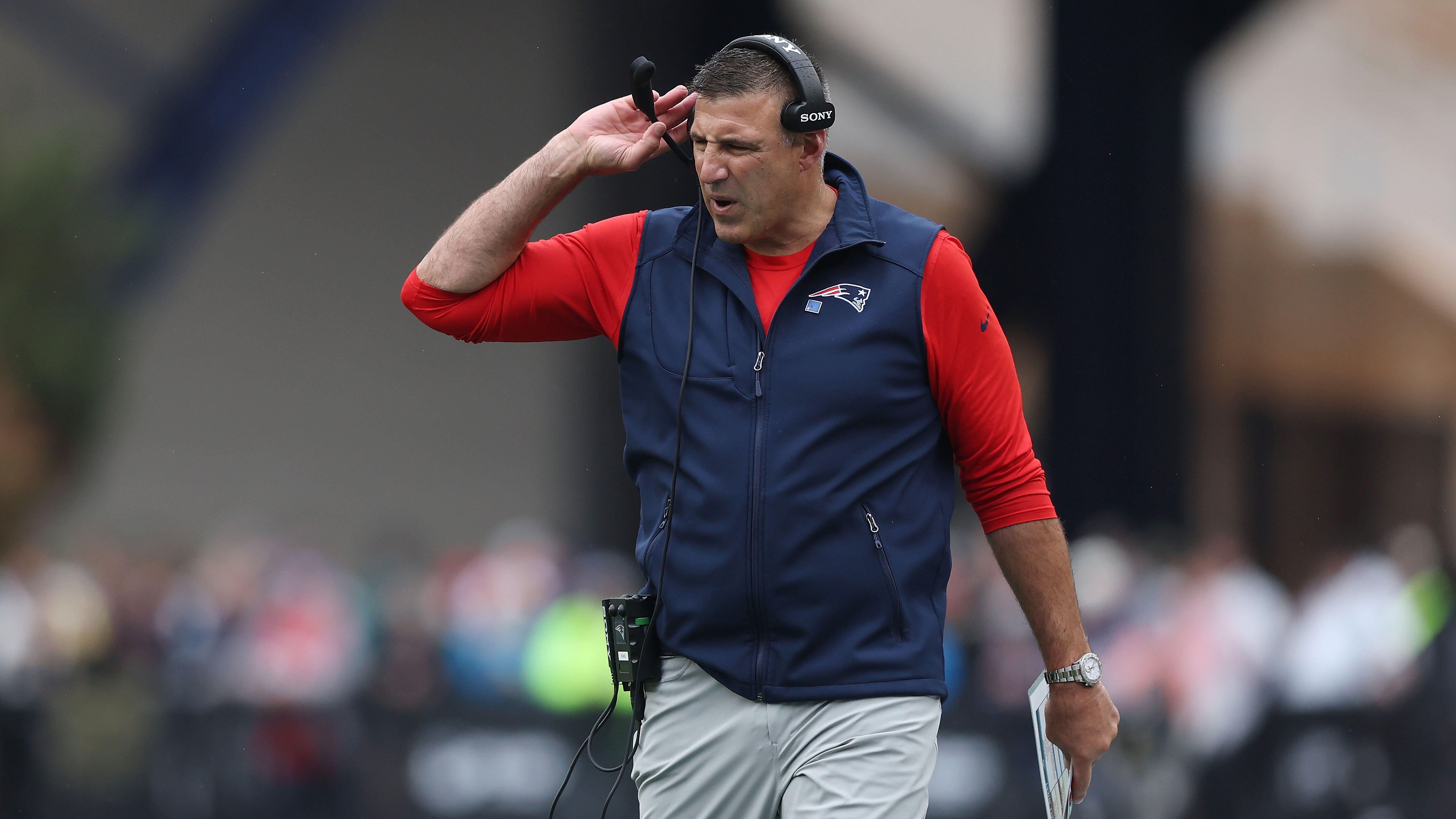 Mike Vrabel hired as New England Patriots head coach - CBS Boston