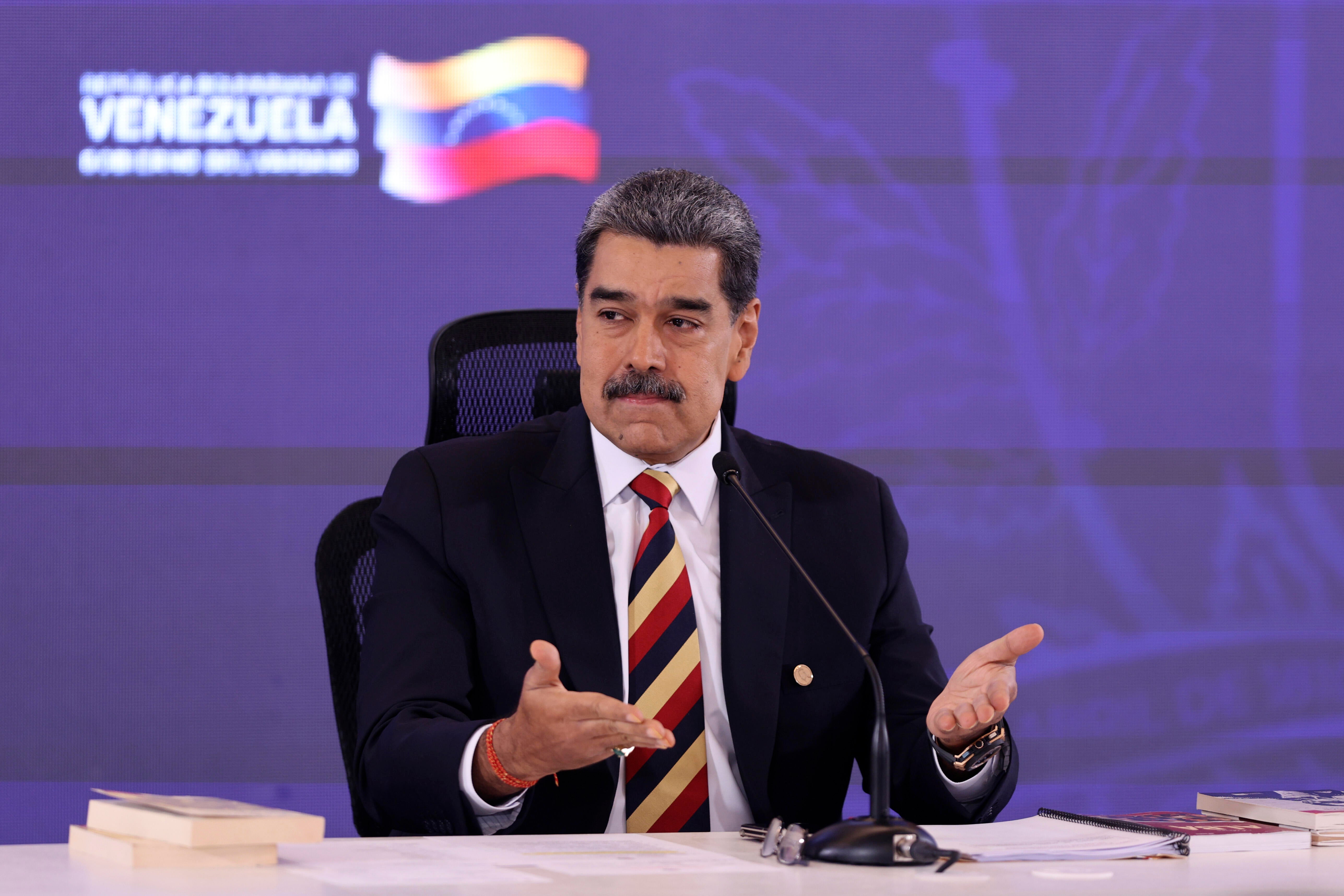 Venezuela says 4th American arrested over alleged "plot" against Maduro ...