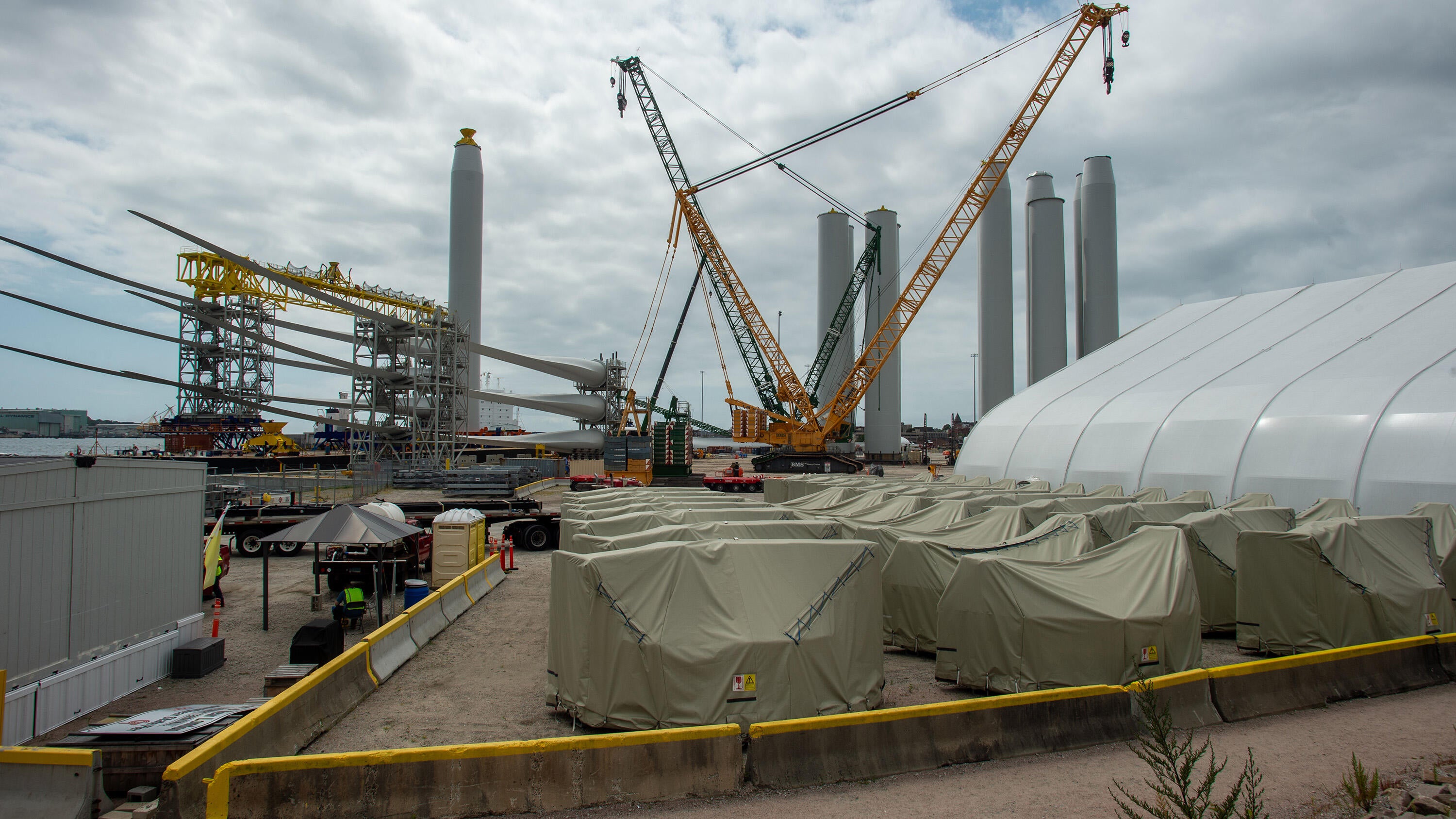 Construction on wind project off coast of Rhode Island stopped by Trump ...