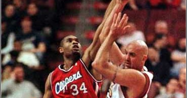 Sixers Have The Clips' Number - CBS News