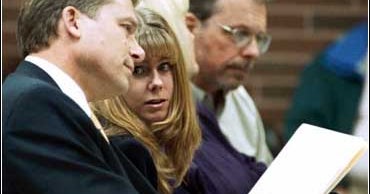 Harding Pleads Innocent - CBS News