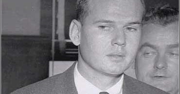 Fugitive Jury Rules Against Sheppard - CBS News