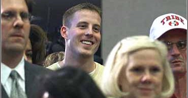 Players Happy Knight's Staying - CBS News