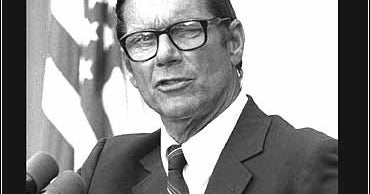 Former Treasury Secretary Simon Dies - CBS News