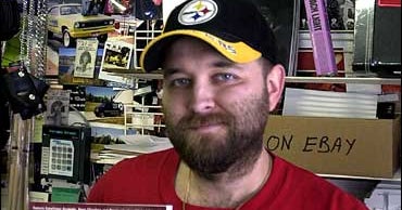 Mothman Mania - CBS News