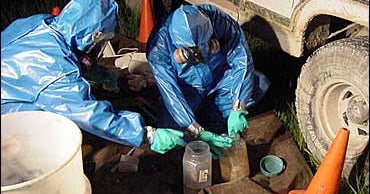 Rolling Meth Labs In Vogue - CBS News