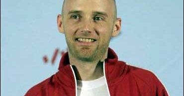 Moby Praises Eminem - CBS News