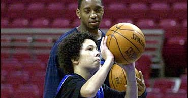 'Magic' Day For Young Sniper Victim - CBS News