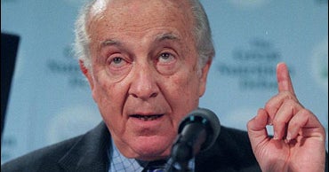 Diet Guru Atkins Dead At 72 - CBS News