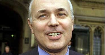 Britain's Tories Oust Leader - CBS News