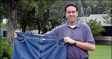 Federal, Indiana authorities raid home of Subway's Jared Fogle - CBS News