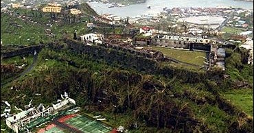 Powerful Ivan Eyes Jamaica - CBS News