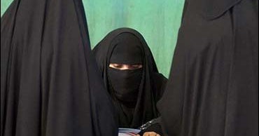 Iraq: Closing In On Terror Boss - CBS News