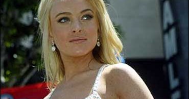 Lohan Tackles Another Classic - CBS News