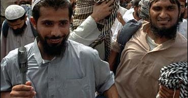 More Detainees Claim Quran Abuse - CBS News