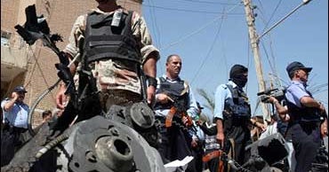 U.S., Iraqi Forces Arrest 200 - CBS News