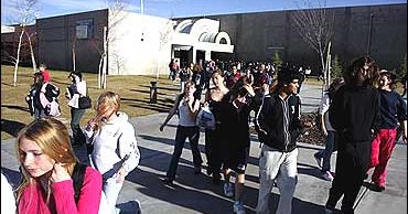 Intelligent Design Debate Moves West - CBS News