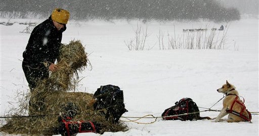 Knicks Hire Sedric Toney - CBS News