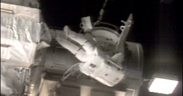 Astronauts Upgrade Space Station - CBS News