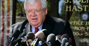 Bush, GOP Give Hastert A Boost - CBS News