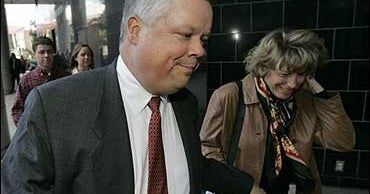 Last Top Enron Exec Gets 5 1/2 Years - CBS News