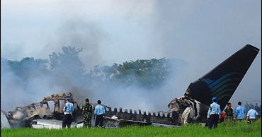 21 Dead In Indonesian Jet Blaze - CBS News