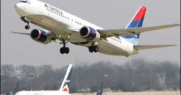 Former Northwest CEO Becomes Delta Chief - CBS News