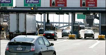 Fla. toll booth worker says he was fired for paying toll - CBS News