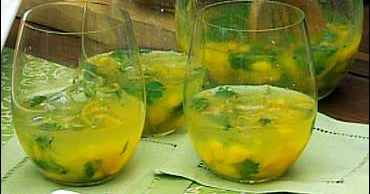 Summer Drinks In Big Batches - CBS News