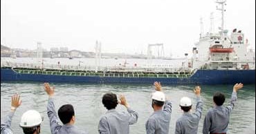 Oil For Cooperation Headed For N. Korea - CBS News