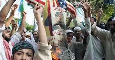 Jihad Threat Brings Troops To NW Pakistan - CBS News