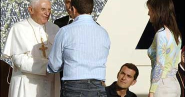 Pope Delivers Green Message - CBS News