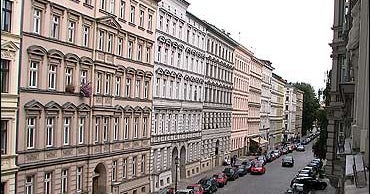 My Life With German Efficiency - CBS News