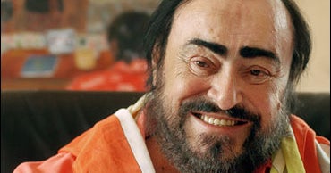 Pavarotti Tribute Heard Around The World - CBS News