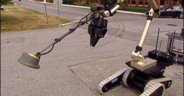 Robot Warriors In Iraq - CBS News