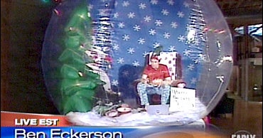 "Snow Globe Boy" Seeks Record - CBS News