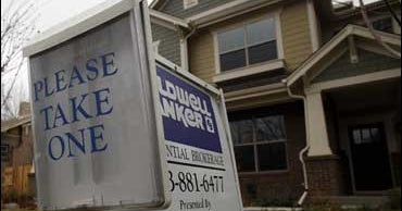 Pending Home Sales Fall To Record Low - CBS News