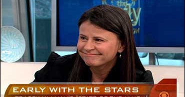 Why Tracey Ullman Loves Being Laura Bush - CBS News