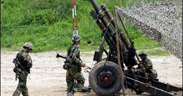 U.S., S. Korea Raise Military Alert Level - CBS News