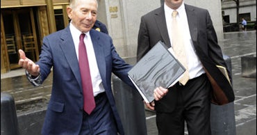 AIG: Ex-CEO Stole From Retirement Fund - CBS News