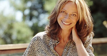 Maynard's "Labor Day" is a "Page-turner" - CBS News