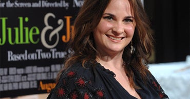 Julie: I Love Julia Despite Her Panning Me - CBS News