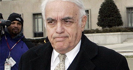 'TRAPS: A Novel of the FBI' - CBS News