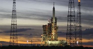 NASA Preps for Ares I-X Rocket Launch - CBS News