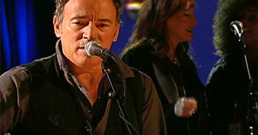 Ticketmaster to Reimburse Springsteen Fans - CBS News