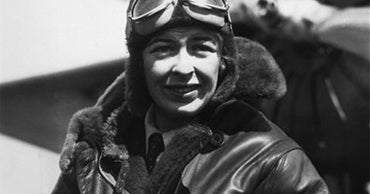 Elinor Smith, Aviation Pioneer, Dies - CBS News