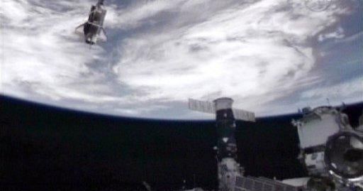 We'll Miss You, Little Dicker - CBS News