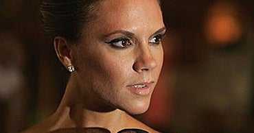 Victoria Beckham Lends Her Voice to "SpongeBob" - CBS News