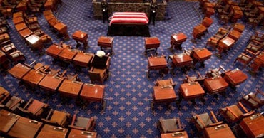 Robert Byrd Lies in Repose in his Beloved Senate - CBS News
