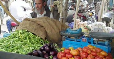 Sweet Surprise at Afghanistan's Lakari Bazaar - CBS News